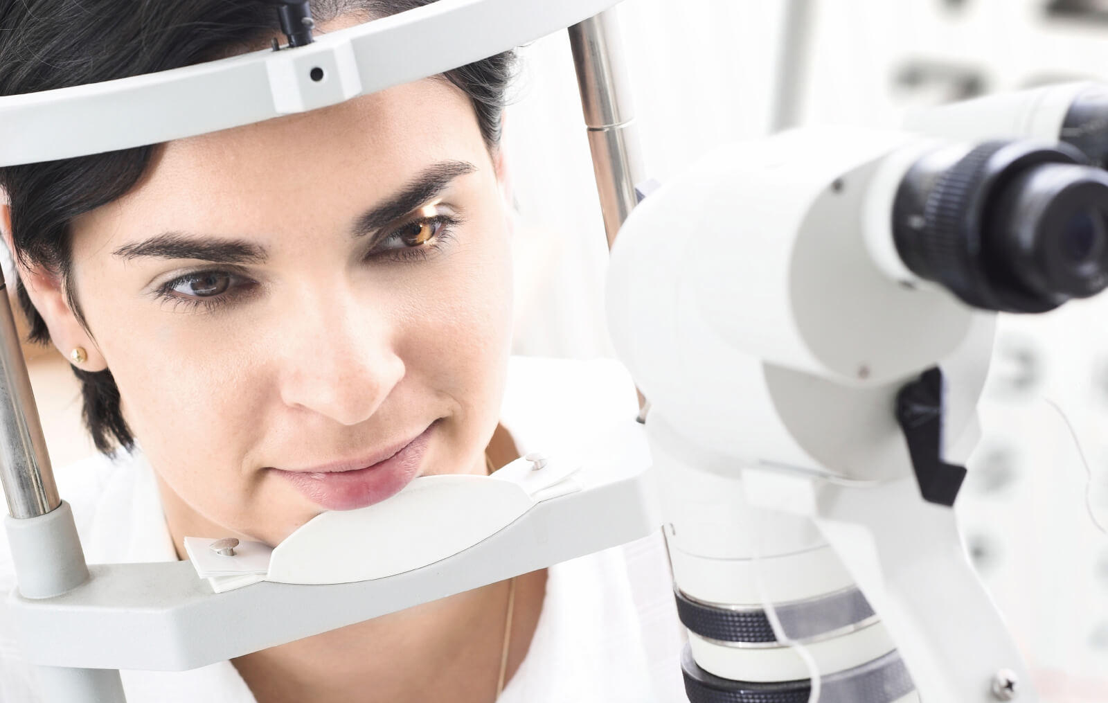 Floaters laseren of oogvlek behandelen? | OMC Amstelland